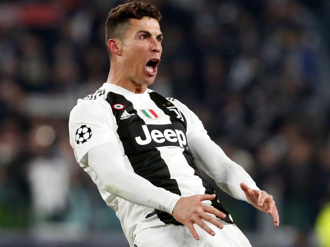 Ronaldo meme cuốn hút với phong cách độc đáo và mới lạ 2025